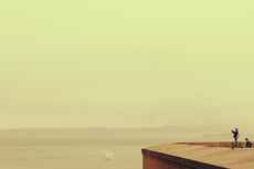 Yellow SF wallpaper - Opera add-ons